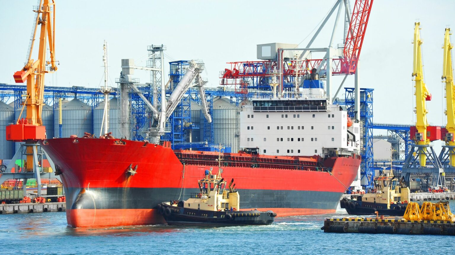 Efficient Bulk Carriers Boost Global Trade