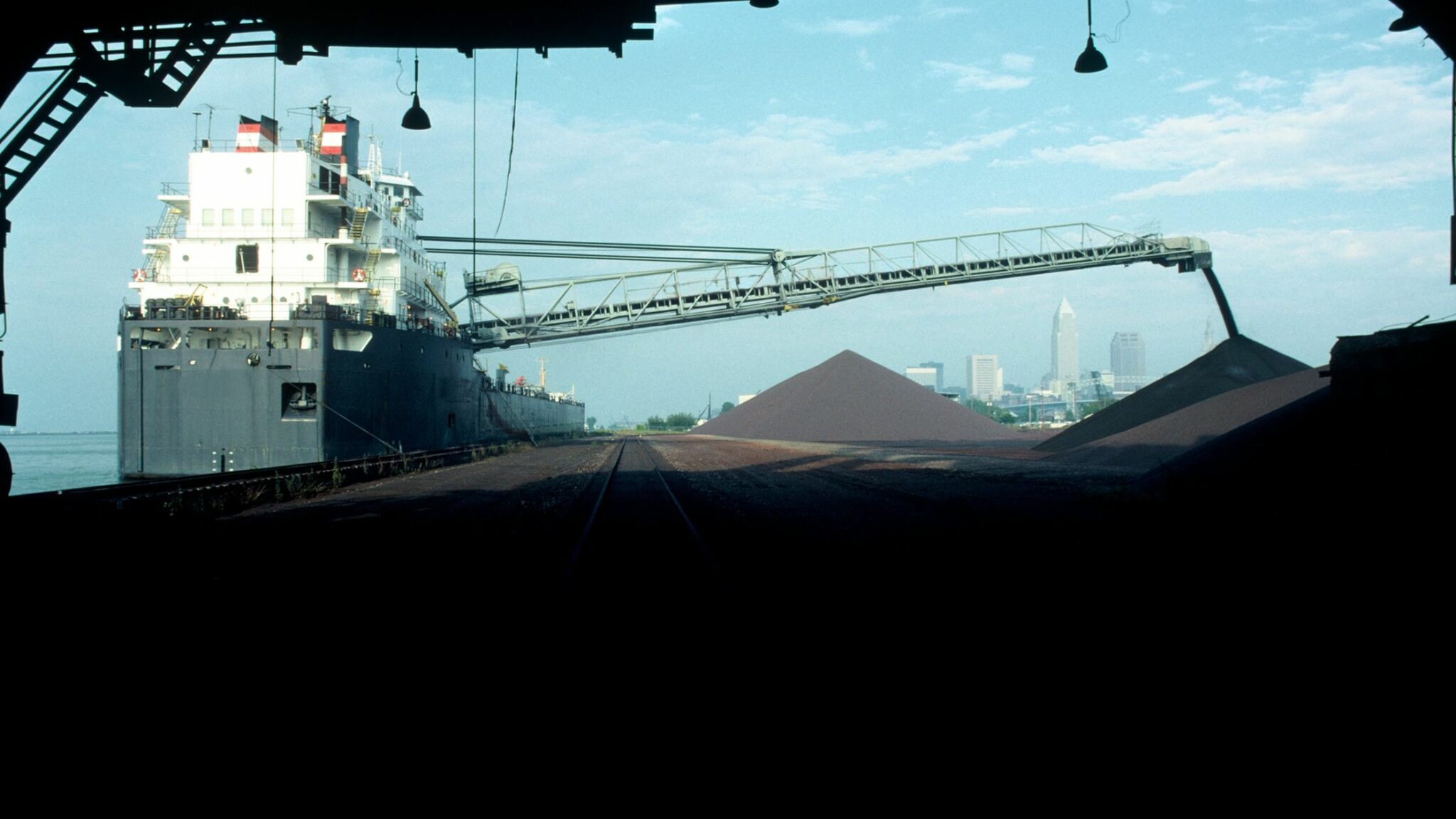 Economical Iron Ore Bulk Shipping and Global Trade